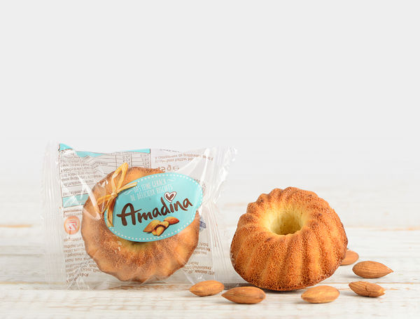 Have the Amadina Almond Bundt Cake from Zweifel delivered