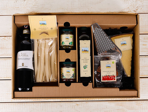 Bio Geschenk-Set "Cena Tricolore" von Terra Verde liefern lassen