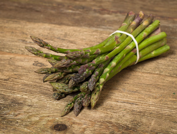Bio Spargel grün, 500g von Alterbio frisch, schnell liefern lassen