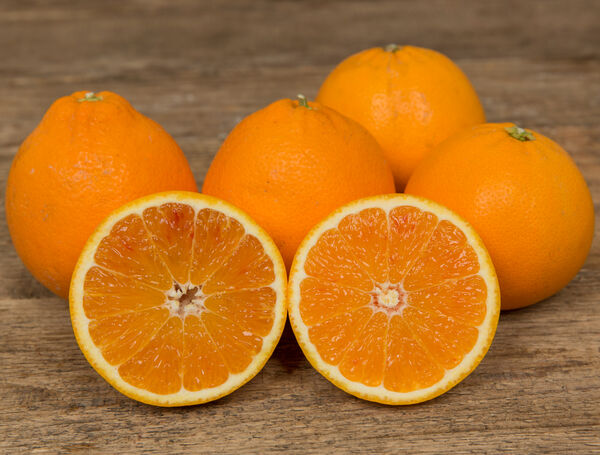 Have Navel Orange from Sicily from Coccinella delivered