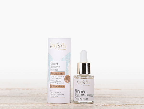 Have the Control Night Serum, 15ml from Farfalla delivered