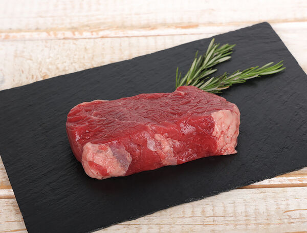Have the Black Angus Beef Fillet, 200g from Keller delivered