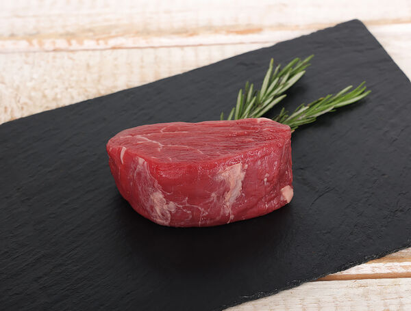 Have the Beef Fillet Sashi, about 200g from Keller delivered
