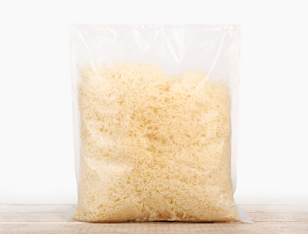 Have the Bio Cheese Mix grated, 1kg from CHÄS & CO. delivered