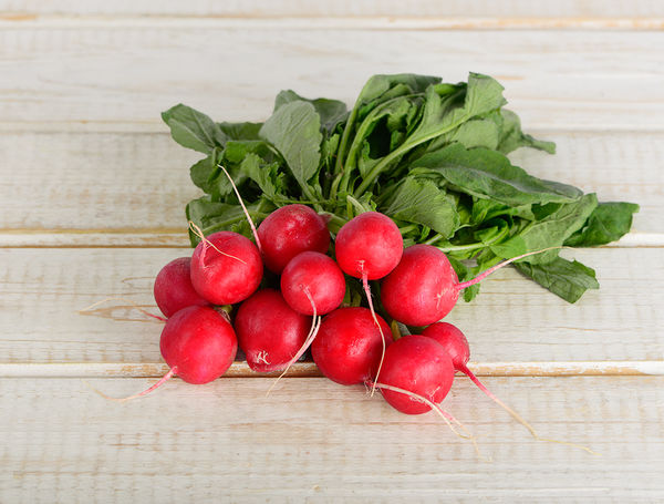 Have the Bio Radishes bunch from BioLand quickly delivered