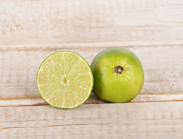 Limetten Max Havelaar von Brasfruit schnell liefern lassen