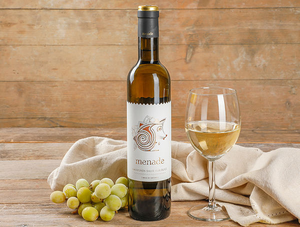 Have the Menade Sauvignon, 50cl delivered from Bodegas Menade