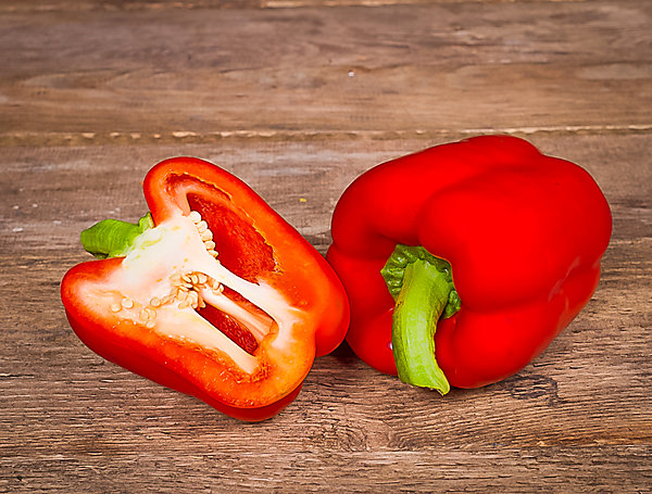 Bio Peperoni rot von Wolf Bio Gemüse liefern lassen