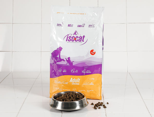 Have the Iso-Cat Chicken from Swiss Pet Solution delivered