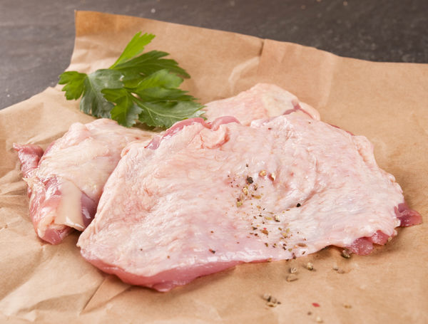 Have the Poulet leg with skin from BIOLogisch delivered