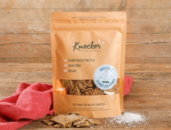Bio Knecker mit Bergsalz, 130g von Knecker schnell liefern lassen