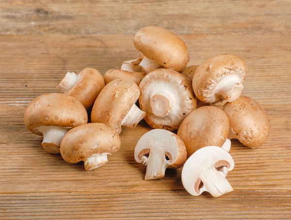 Bio Champignons de Paris bruns de Fine Funghi chez vous