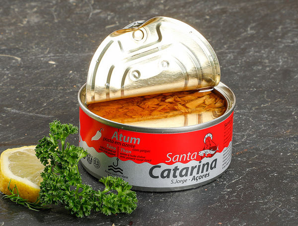 Have Tuna Meat with Chili from Santa Catarina delivered