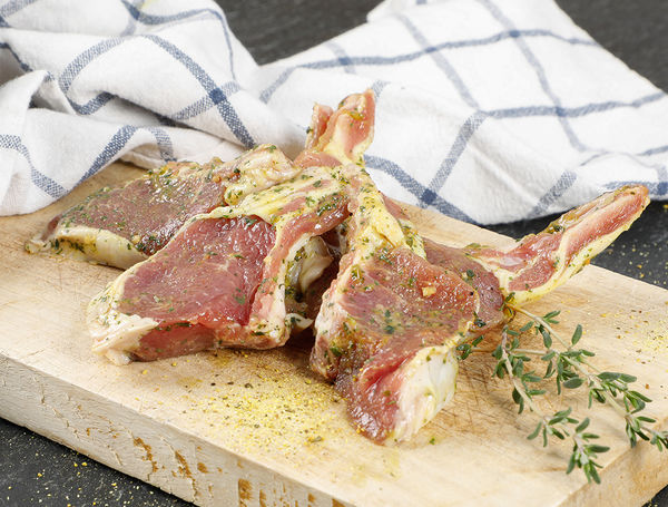 Have Bio Lamb Chops marinated from BIOLogisch delivered